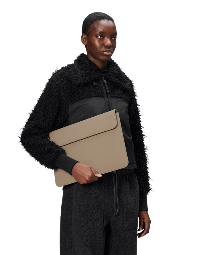 Rains Laptop Portfolio 13/14" Beige | Waterproof Laptop Cover