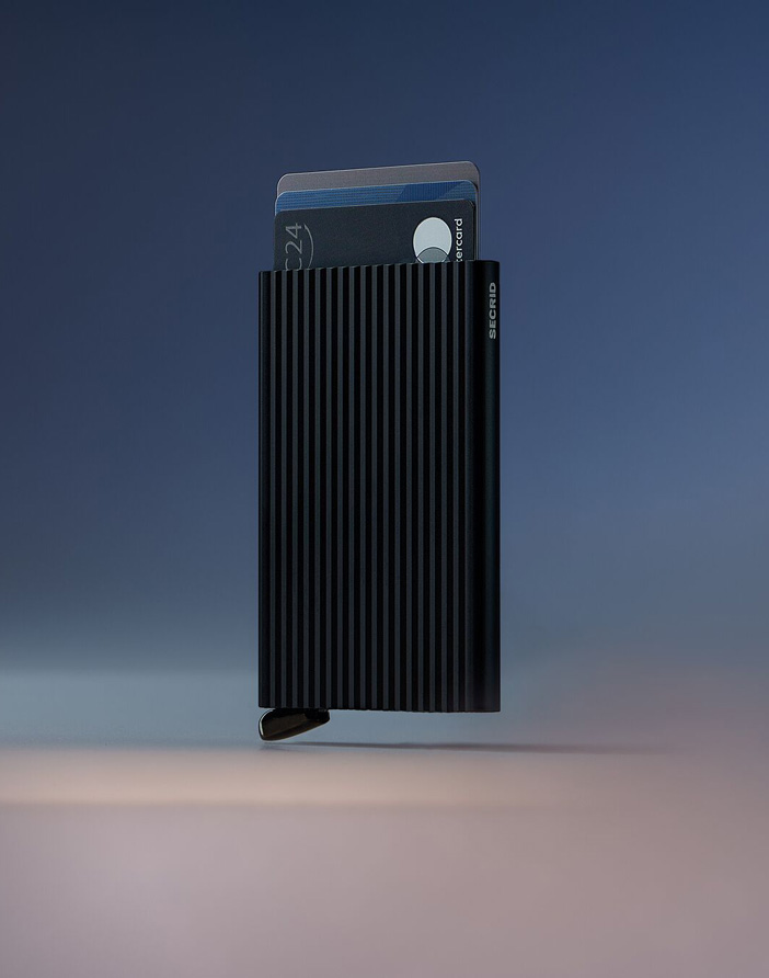 Secrid Cardprotector+ Fluted Black | Watch Wear E-Shop